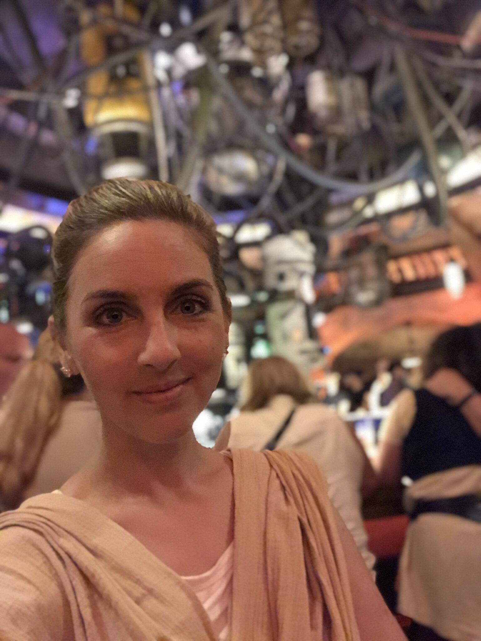 Rey Disneybound - Redhead Baby Mama | Atlanta Blogger